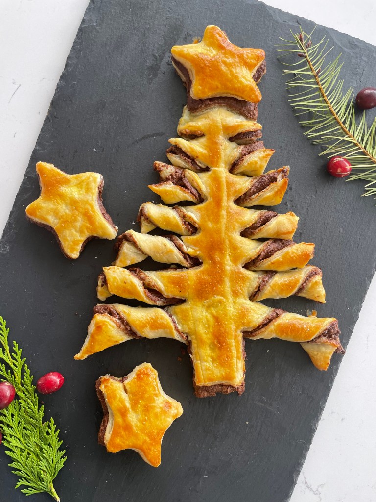 Nutella Christmas Tree Puff Pastry – The Saucy Ginger